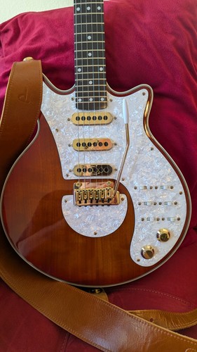 Brian May Special Honey Sunburst Guitar Used Nice W/ Bag, Strap, Six ...