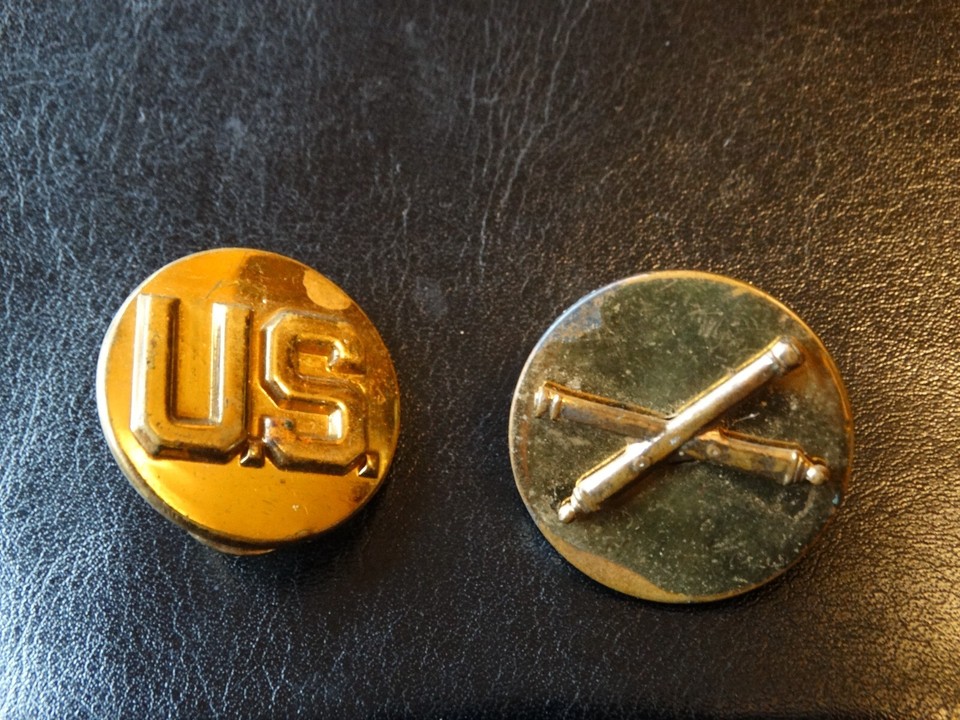WW2 U.S. Army Infantry & Artillery Collar Insignia Pins Discs Rifles ...