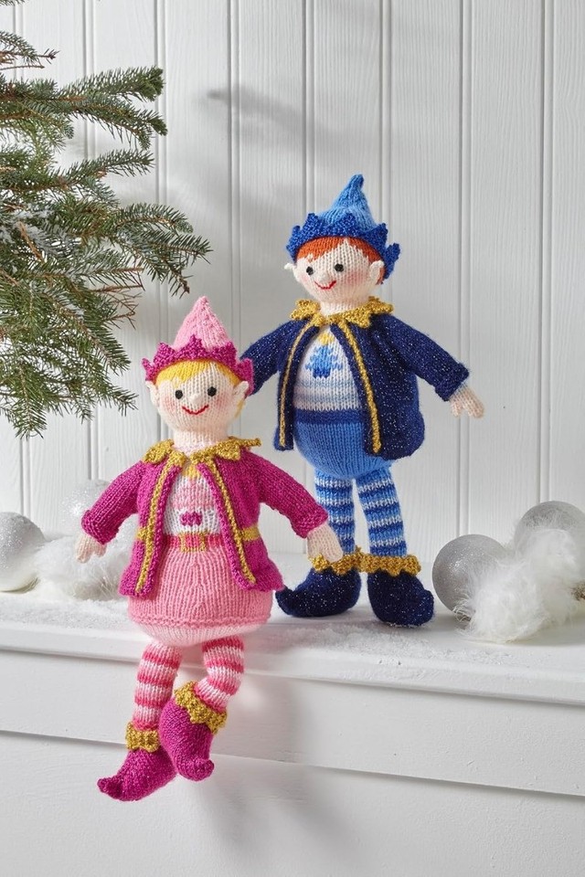 King Cole Christmas Knits Book 11 - Santa,Mrs Clause & Elf Family Knit ...