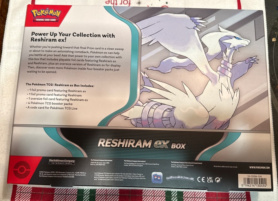 Reshiram EX Box Pokemon TCG Collectors Box with Promo and Booster Packs ...