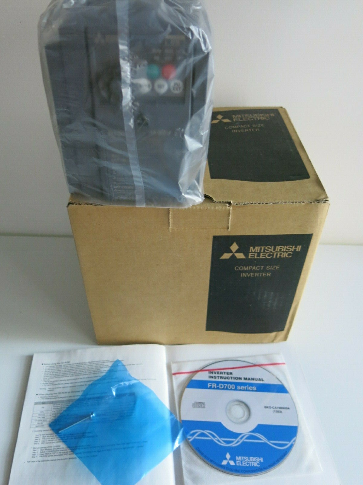 MITSUBISHI Electric Fr-d720s-070-n7 Compact Size Inverter. 7a Output ...