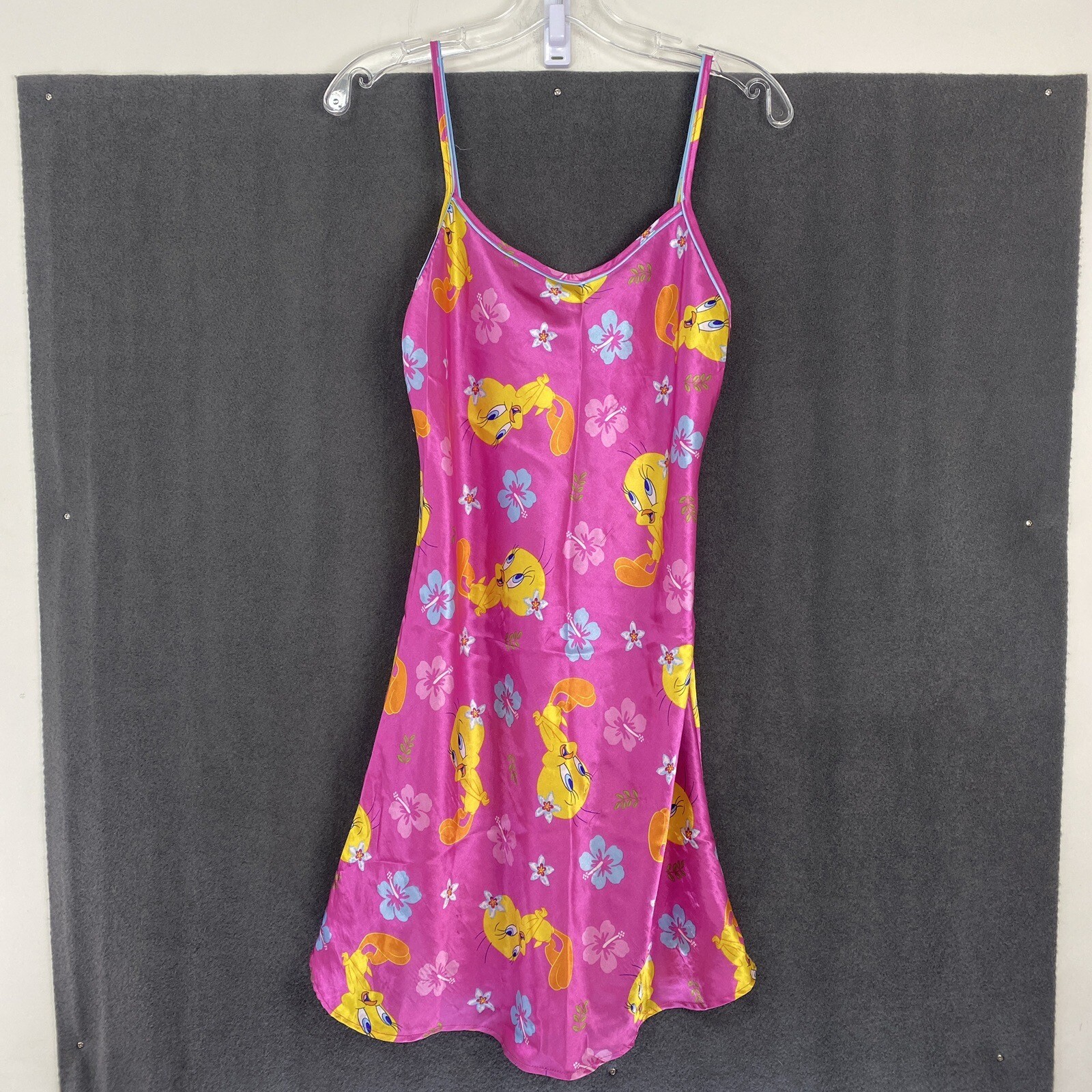 Vintage 2001 Looney Tunes Tweety Bird Pink Silky Sati… - Gem