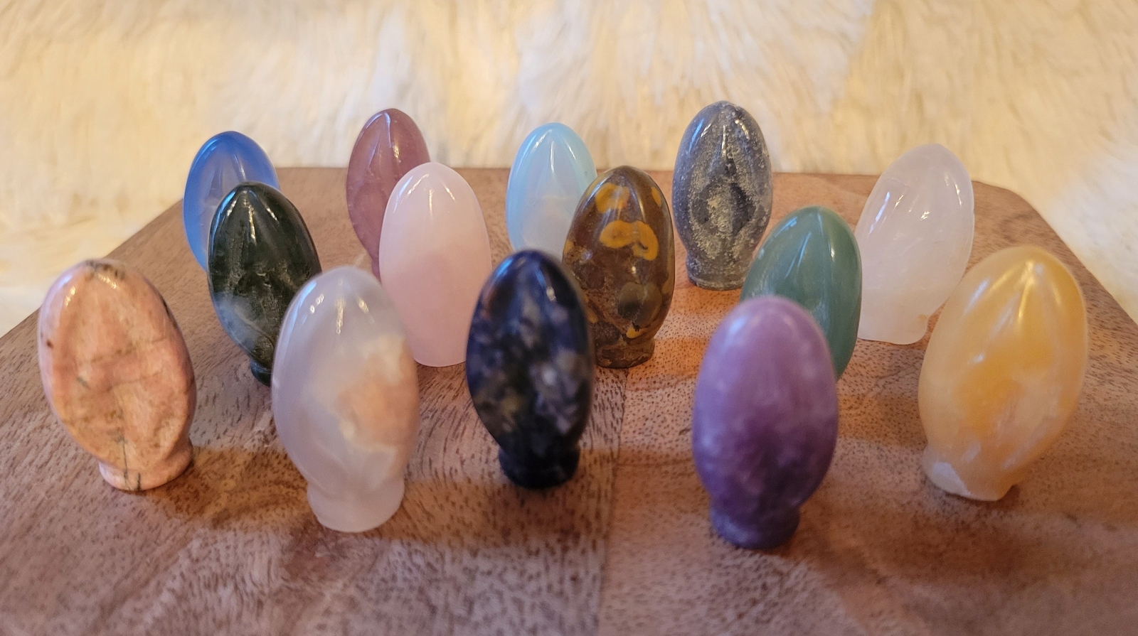 Miniature Yoni, Yoni, Woman's Parts Crystal Carvings, Beautiful ...