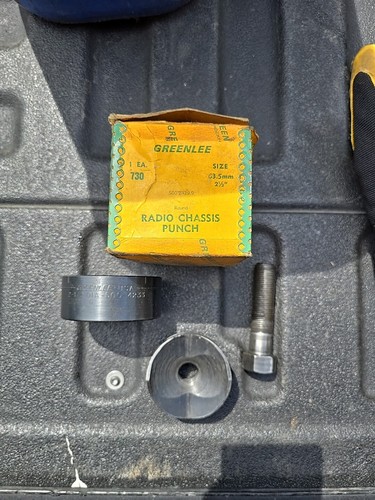 Greenlee 2-1/2" Punch Radio Chassis Punch w Box Made in USA Excellent ...