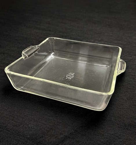 Vintage Pyrex Square 2qt. 8x8 Baking Dish With Sculpted Handles Rare ...