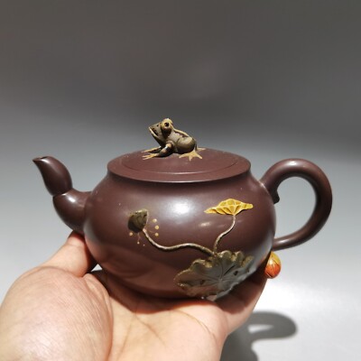 Teapots - Pottery Frog Teapot