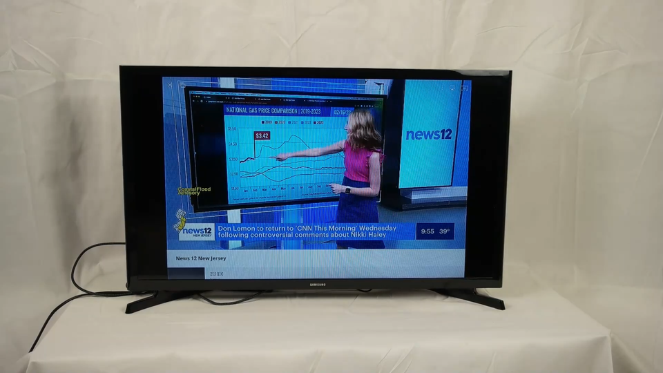 Samsung J4000 Series UN32J4000 32" 720p HD LED LCD Television ...