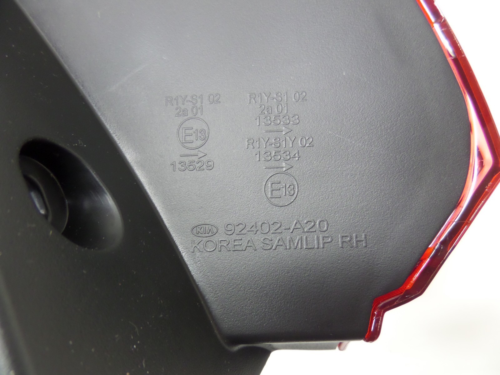 92402A2020+Pilot+Rear+Right+Kia+CEE+D+Concept+Year+2012+92402a20 ...