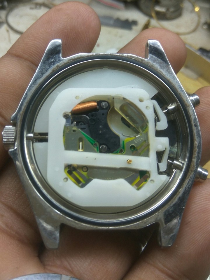 USED CASIO (2701) AMW-320R ANALOG/DIGITAL WATCH FOR PARTS & REPAIR ...