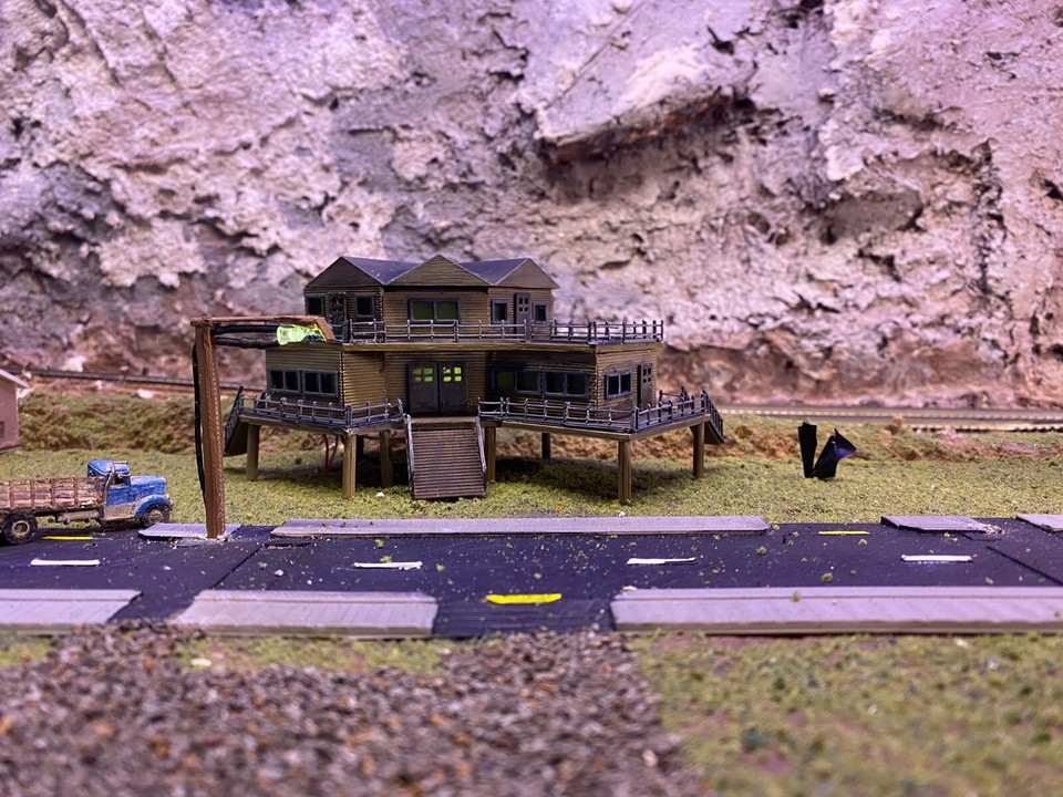 Assembled Scale Model River Rafting Outpost T, Z, N, HO, S, & O Scales ...