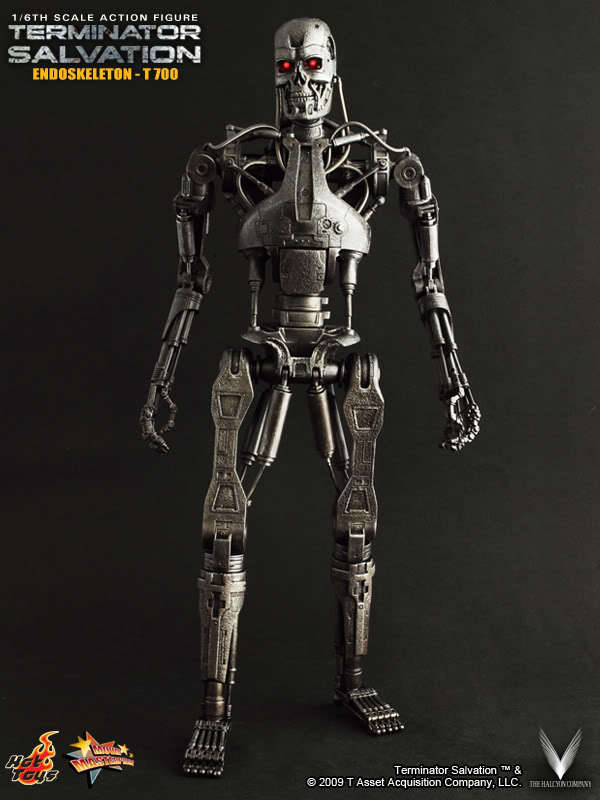 T 700 Terminator Review And Photos Of Terminator Salvation T 700,