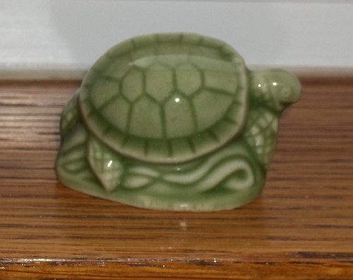 Wade England Endangered Species Green Sea Turtle | eBay