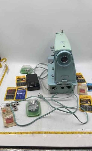 Singer Blue Zigzag Foot Pedal Electric Sewing Machine w/ Accessories | eBay