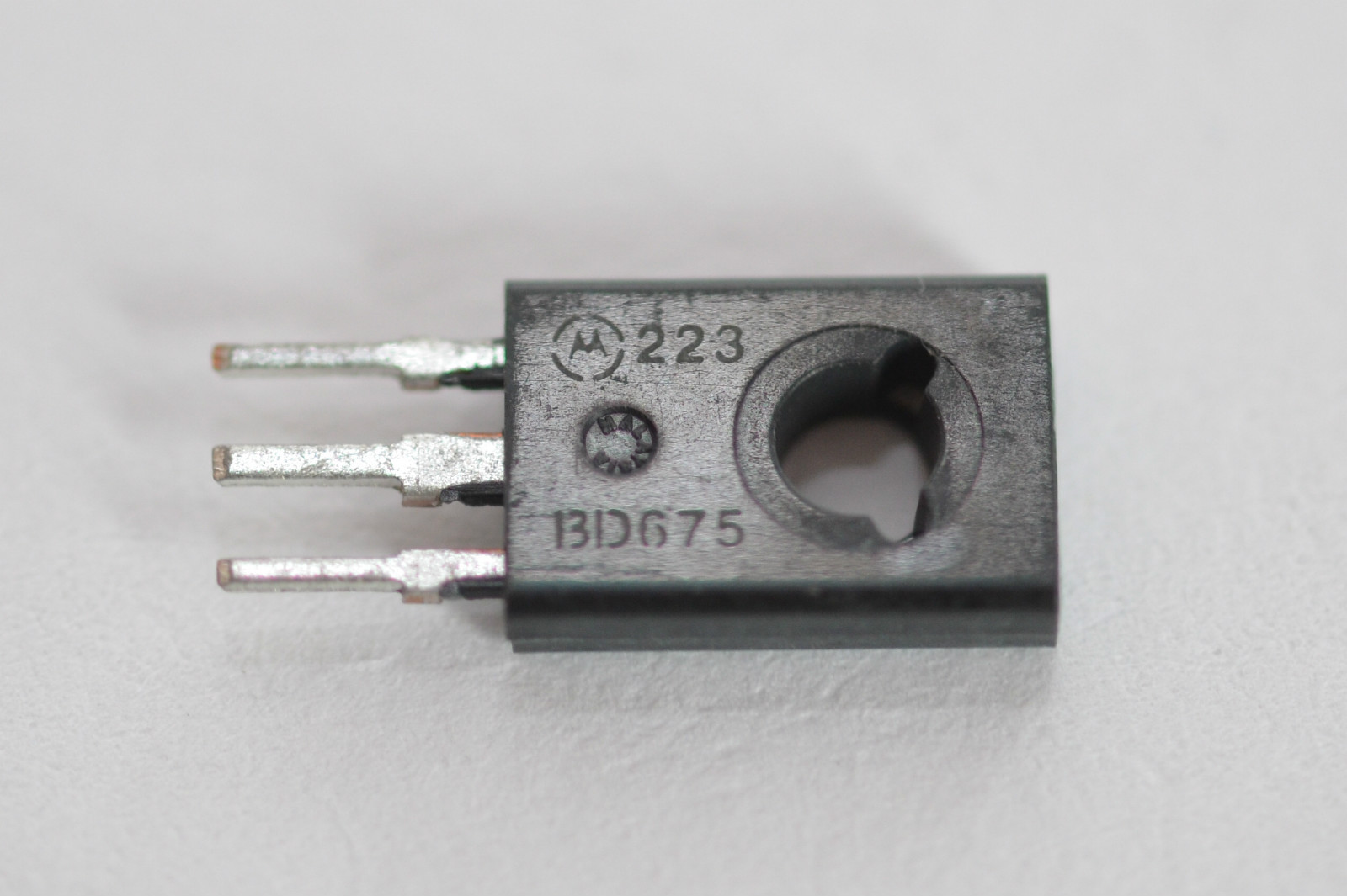 4x NPN Leistungs-Transistor von Motorola Typ BD675, 40 W, 4 A, 45 V, TO ...