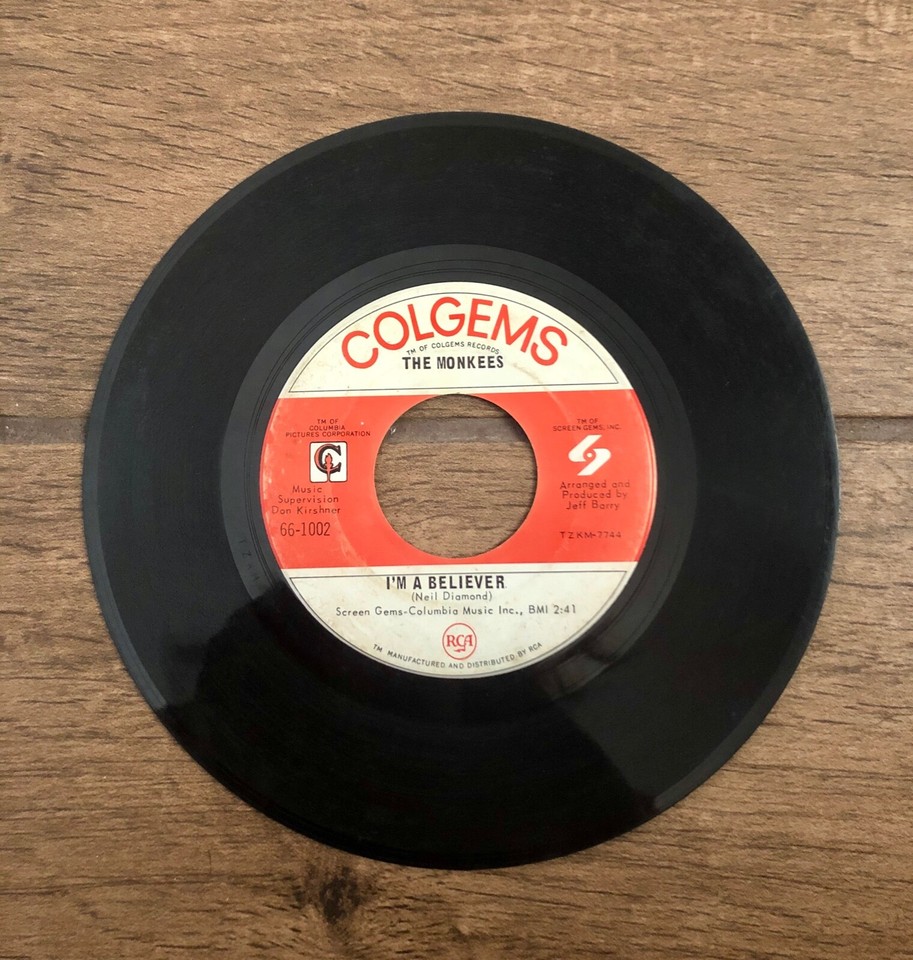 The Monkees "I'm a Believer" & "Little Bit Me, Little Bit You" 2 ...