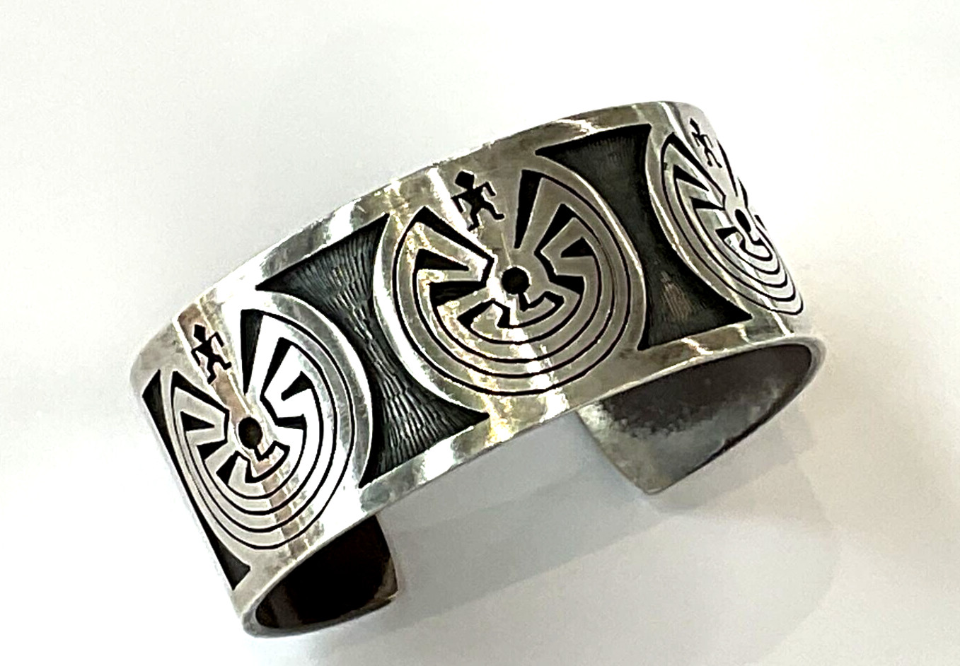 Hopi Sterling Silver overlay bracelet - Gem
