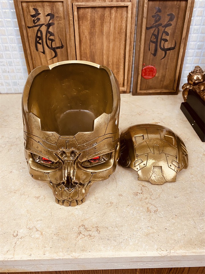 Stock Terminator Arnold T2 T800 Golden Endoskeleton Skull Statue Cold ...