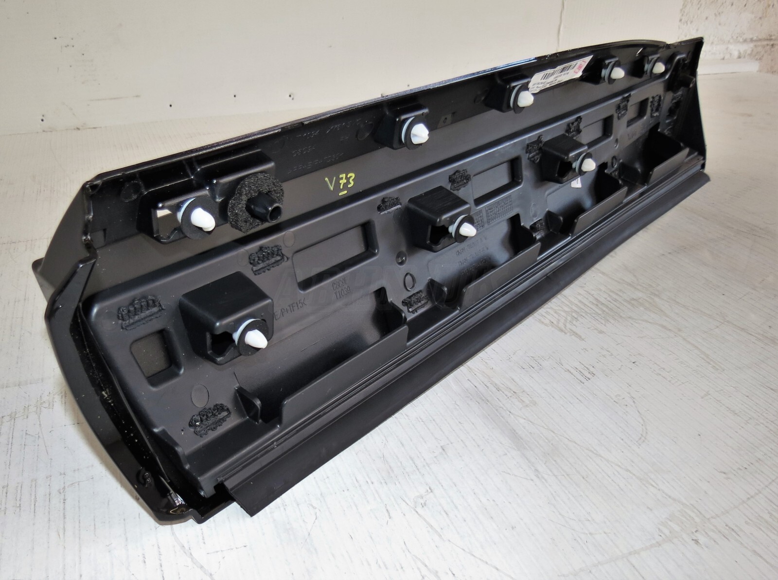 Jaguar F-Pace X761 Right Side Rear Door Cladding Lower Mould Trim ...