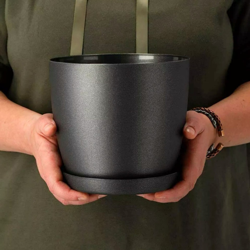 Plant Pots Flower Planter 6 Colours 8 sizes Matt Plastic Pot + Saucer ...