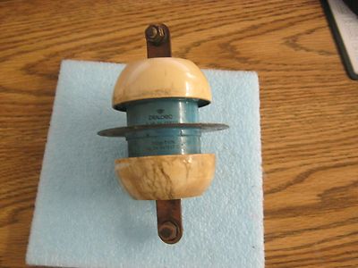 Draloric Modèle: R 85 Ds 055105- Condensateur Céramique. 1000 Pf 10%