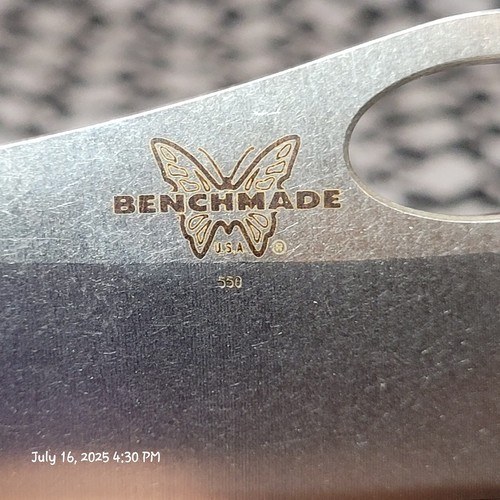 Benchmade 550 Griptilian, 440C, early production model, oval thumb hole ...