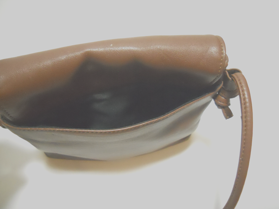 Giani Bernini Unique Small Multi-Compartment Soft Tan Leather Shoulder ...