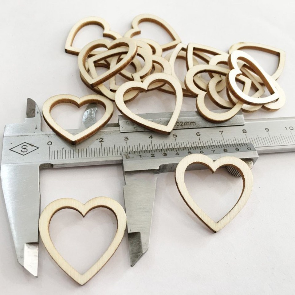 200Pcs Heart Wooden Chips for Valentine Day Wedding Table Scatter ...