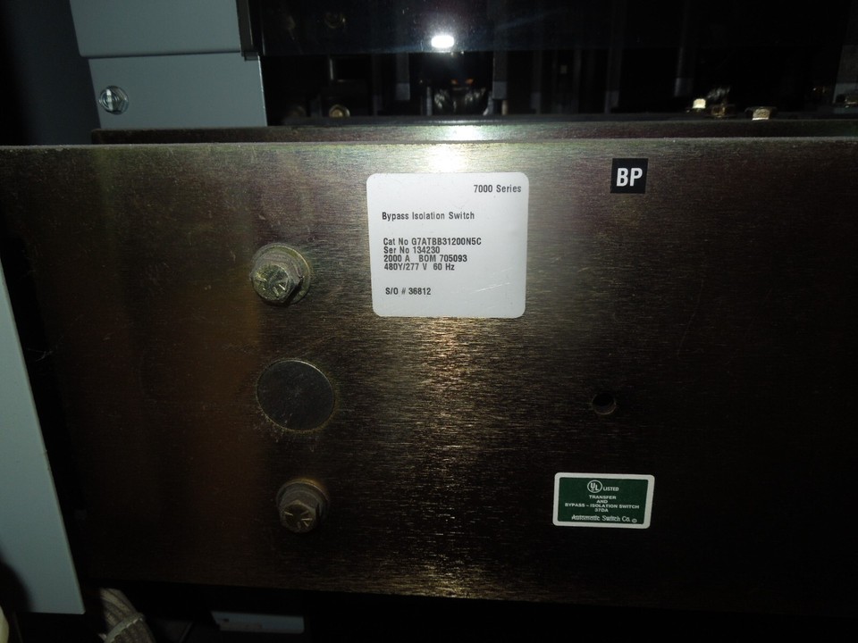 ASCO 7000 Series 2000A 3p 4w 480V Automatic Transfer Switch Open ...
