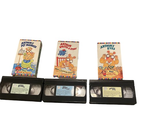 Arthur VHS Lot of 3 - 1997- Arthur’s Eyes, Arthur Writes A Story, Pet ...