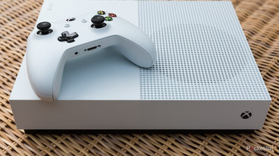 XBOX ONE S SYSTEMS WITH ACCESSORIES | eBay