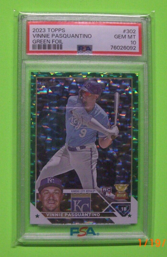 Vinnie Pasquantino 2023 Topps #302 "Green Foil" /499 PSA-10 K.C. Royals ...