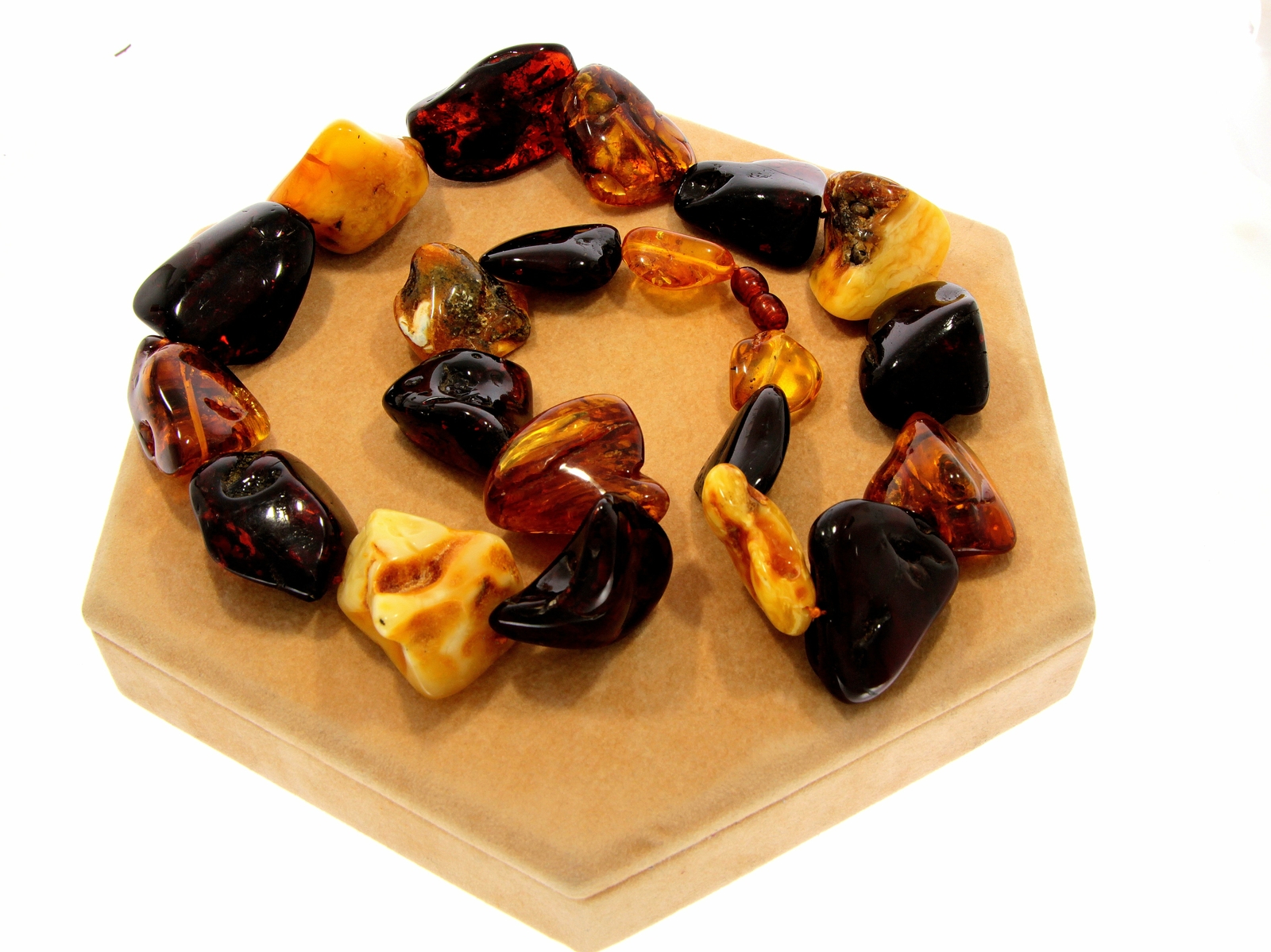 Genuine Multicoloured Baltic Amber Large Nuggets Luxurious Necklace ...