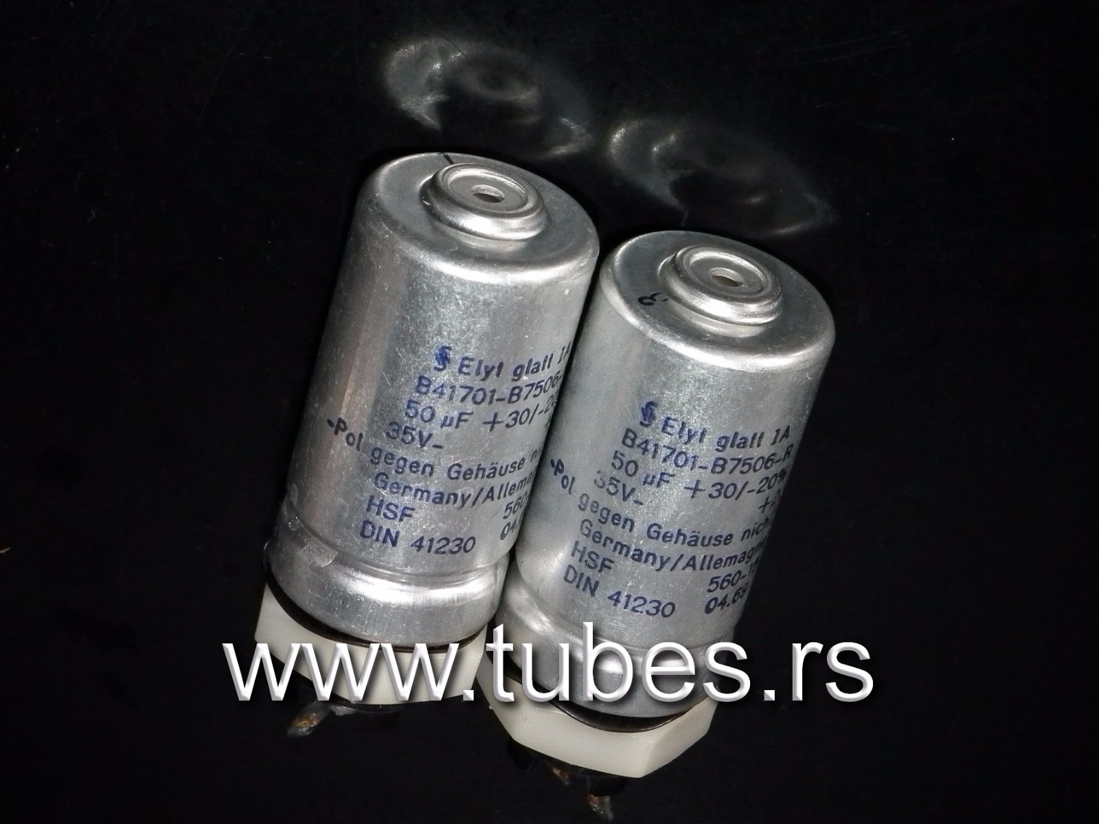 Two vintage Siemens electrolytic capacitors 500uF / 35V Klangfilm West ...