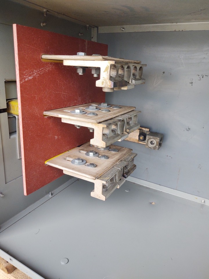 🔥 Siemens ITE 1600 Amp 600V R316ABG Busway End Tap Box 3P 3W Busway | eBay