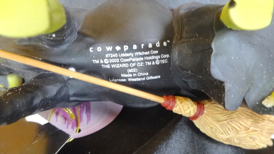 Cow Parade Wicked UDDERLY WITCHED Wizard of Oz Figurine w/ Box | eBay