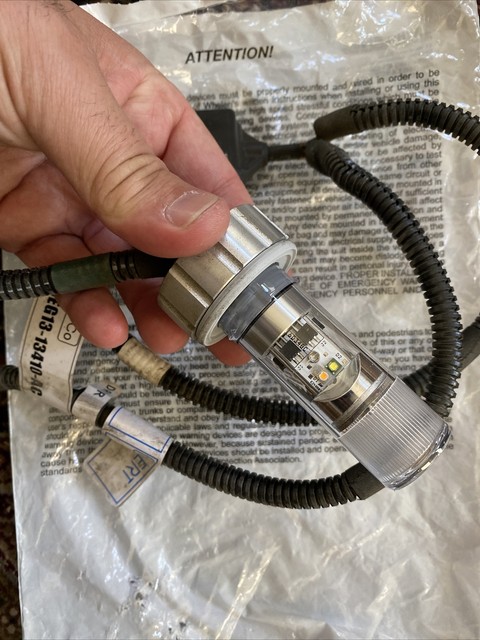 2013-2019 FORD POLICE INTERCEPTOR FRONT PARKING LIGHT/LAMP MCEG13-13410 ...