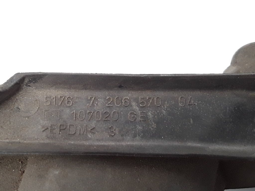 BMW 528i F10 180kW Petrol 2012 Front Right Engine bonnet hood seal ...