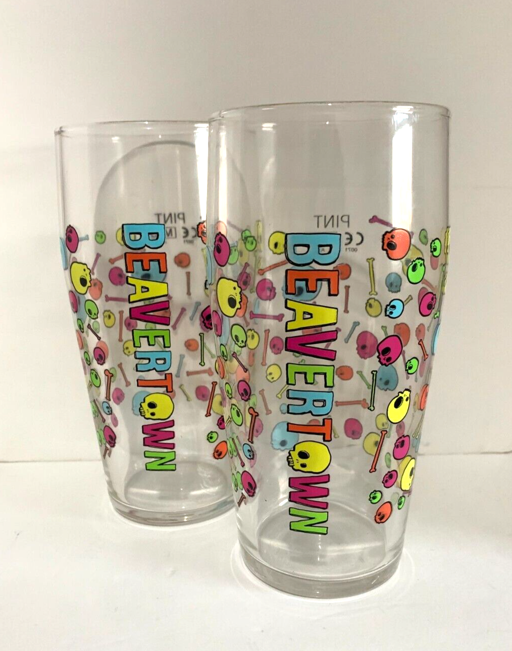 2 x Brand new Beavertown Neck Oil pint glasses skull and bones design ...