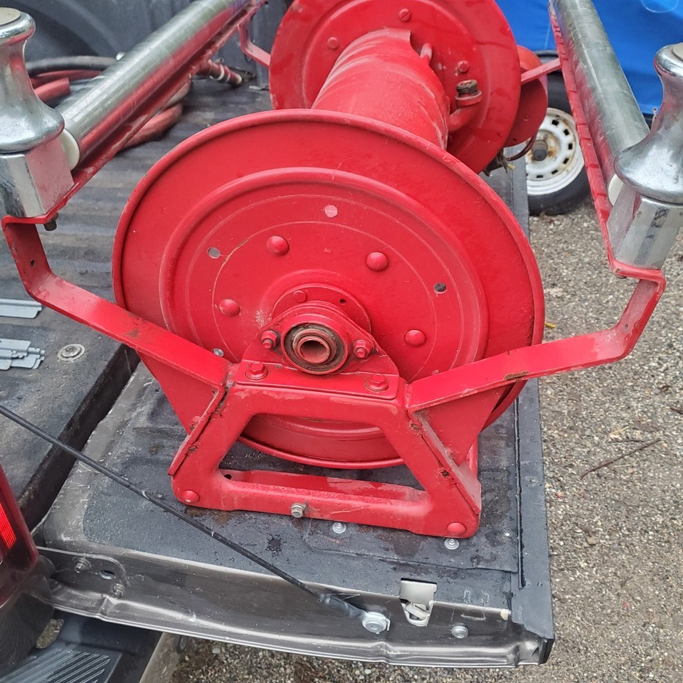 Hannay Reels Large Hose Reel, 12V Electric Rewind Fire Pumper Truck 1 ...