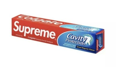 NEW DS SUPREME COLGATE WHITE TOOTHPASTE AUTHENTIC IN HAND 6 OUNCE BOX ...