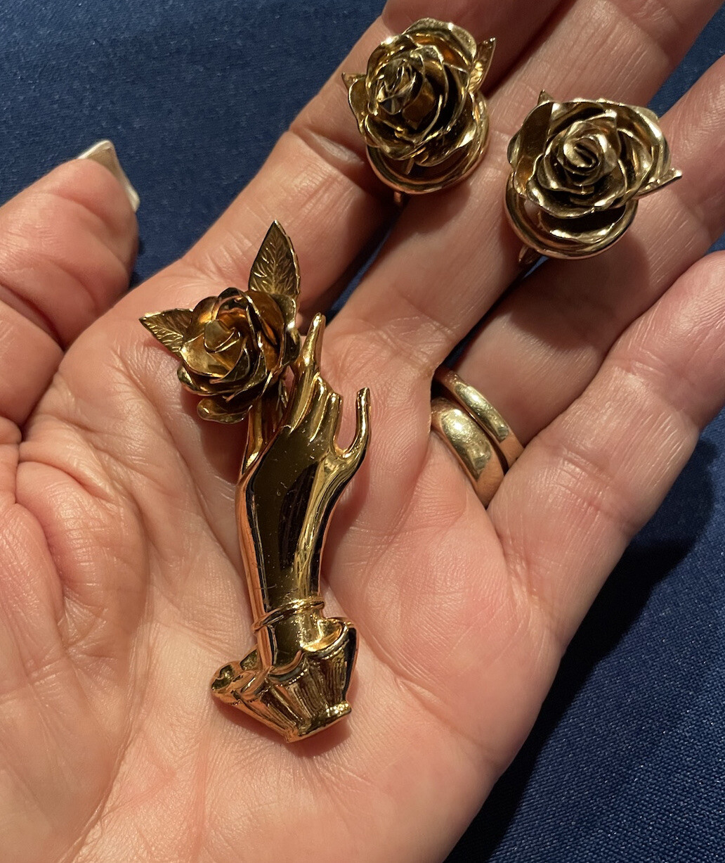 coro 1940 signed hand - Gem