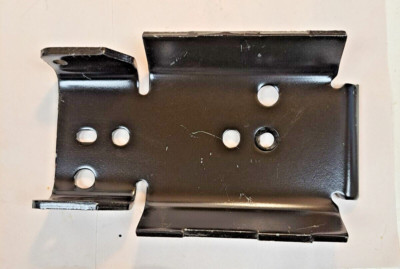 MACK 140QM360M 20802344 HOOD MOUNTING BRACKET | eBay