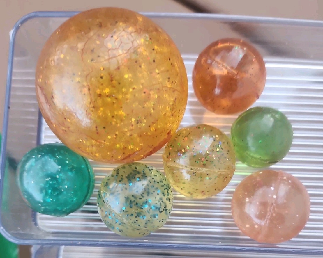 Vintage Glitter Superball Lot 8pc Mixed Sizes 70s–90s Sparkle Rubber ...