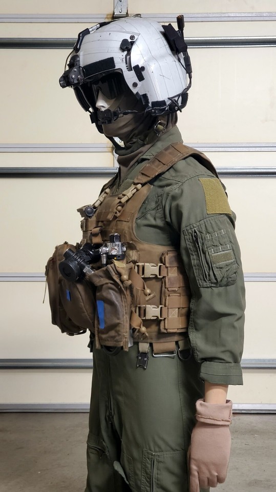PRU-70 Survival Vest, CMU-33, Pilot Survival Vest, Aircrew Flight Vest ...