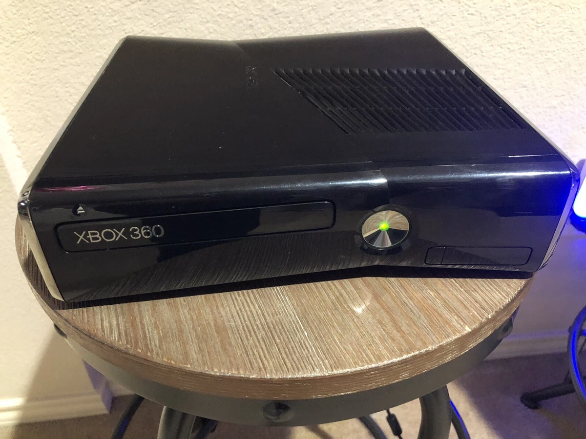 Xbox 360 Slim Glossy