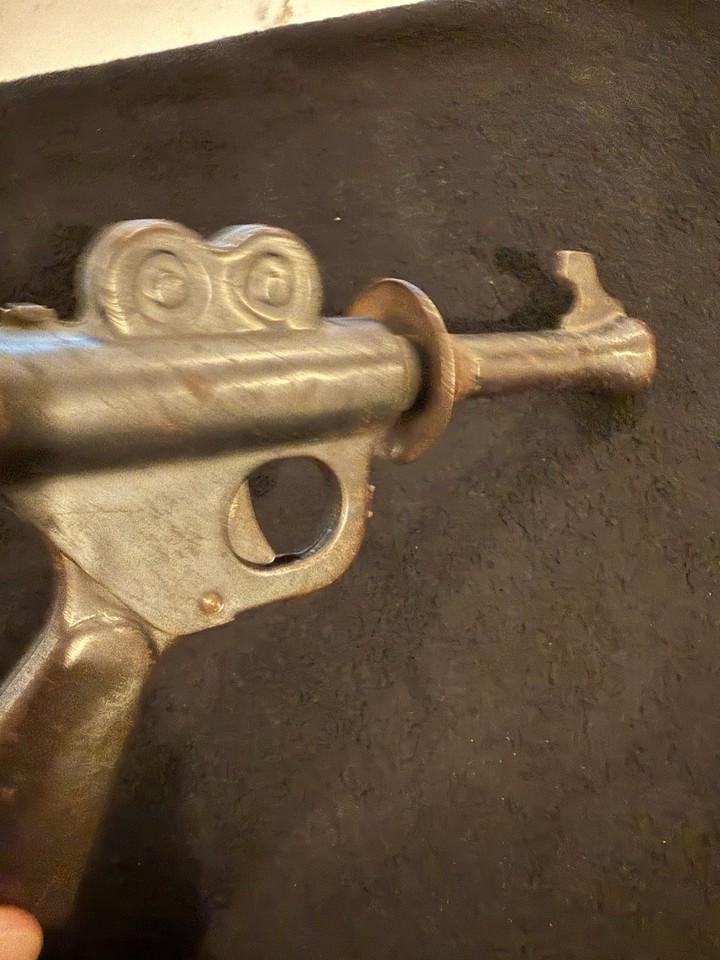 Buck Rogers 25th Century Daisy MFG Co. Atomic Space Ray Gun; RARE | eBay