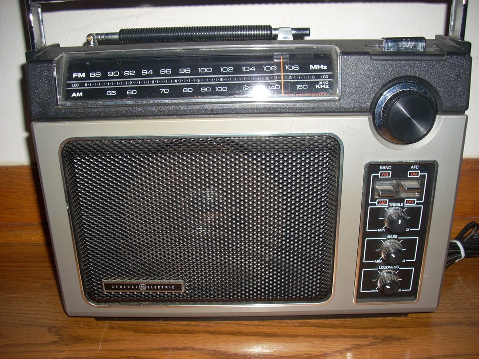 GE General Electric Superadio Long Range AM/FM Super Radio 7-2880B ...