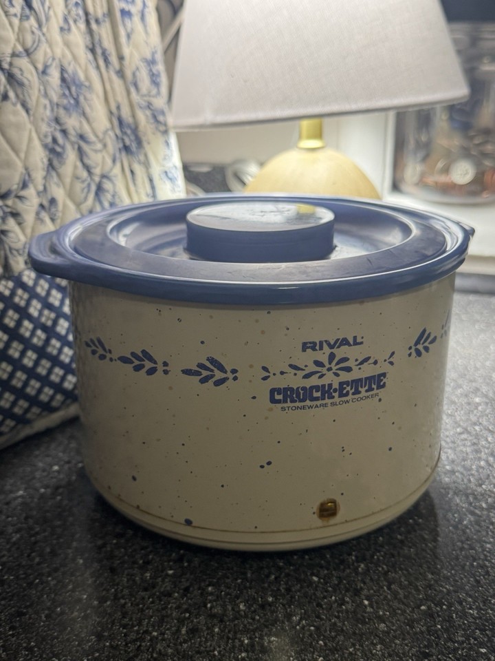 Vintage Rival Crockette 1 Qt .9L Stoneware Crock Pot Slow Cooker BLUE ...