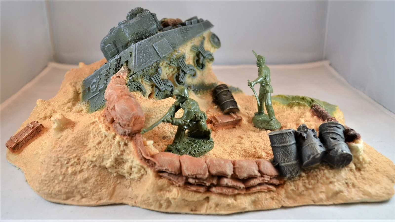 TSSD Destroyed WWII Sherman Tank Defensive Position Painted TSSD-DS | eBay