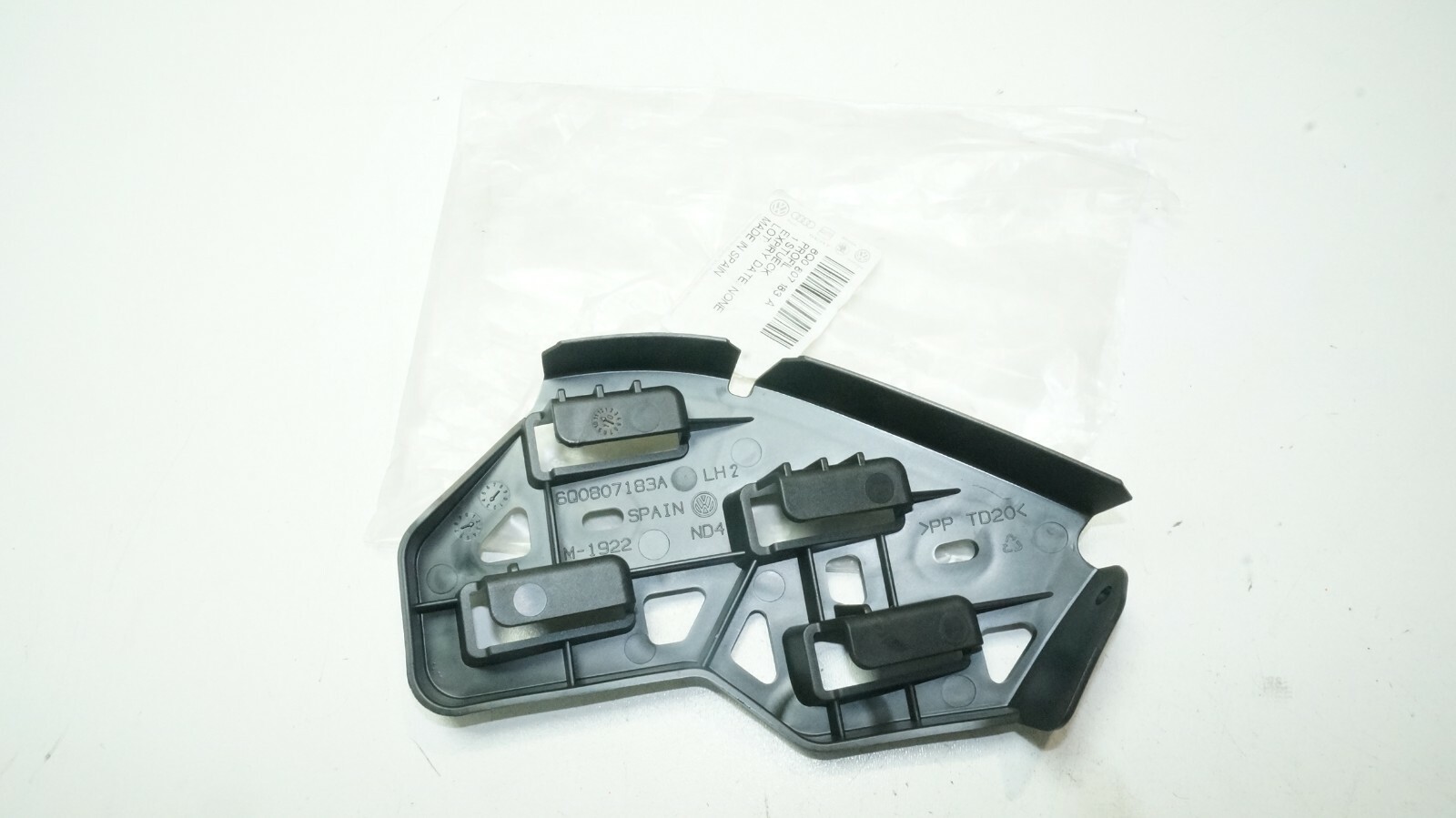 NEW GENUINE VW POLO BUMPER BRACKET SUPPORT FRONT LEFT 6Q0807183A | eBay UK